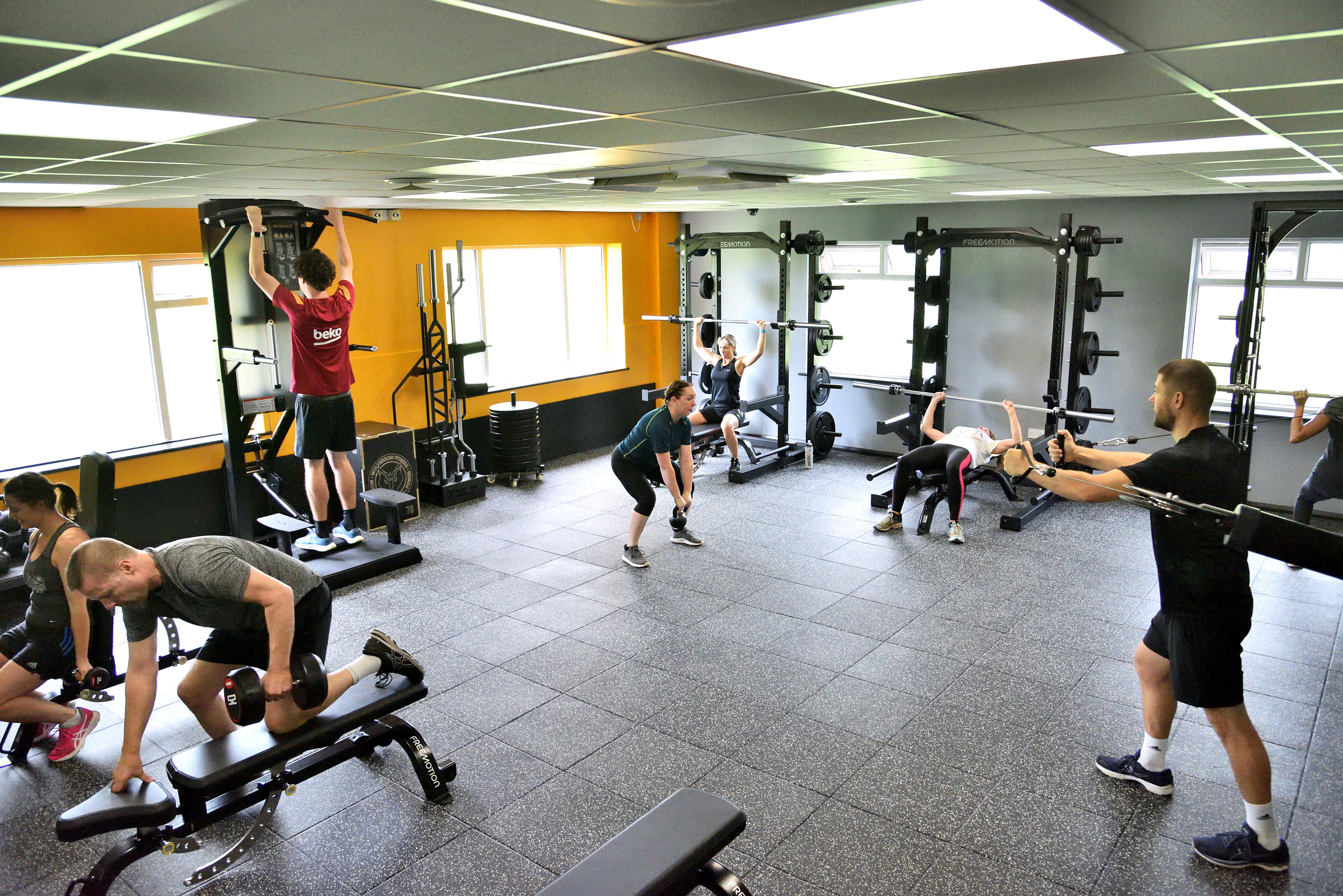 Gym / Castle Country Club